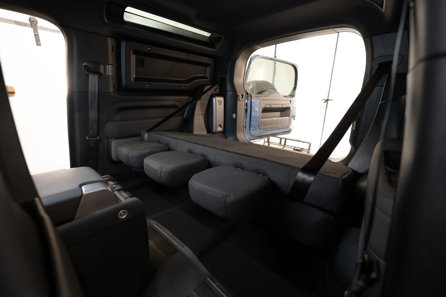 Defender 90 Commercial Premium Rear Seat Conversion - VANTRAX