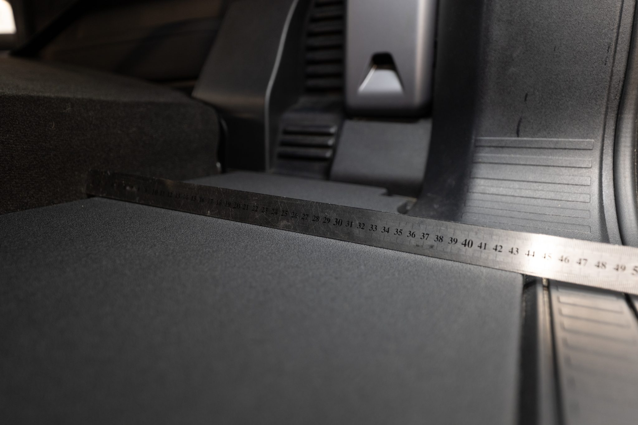 Defender 90 Commercial Premium Rear Seat Conversion - VANTRAX
