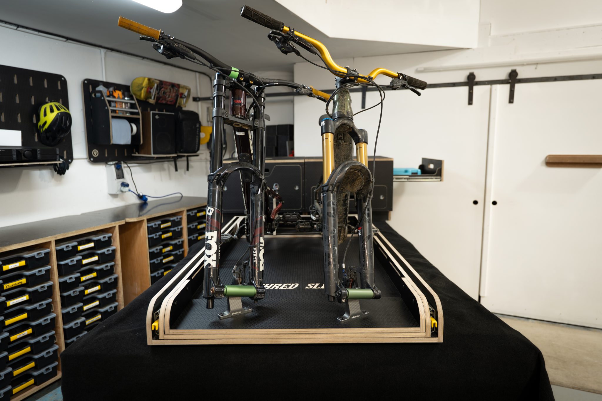 Shred Sled Pro - (Medium) Slide Out Bike Tray - VANTRAX