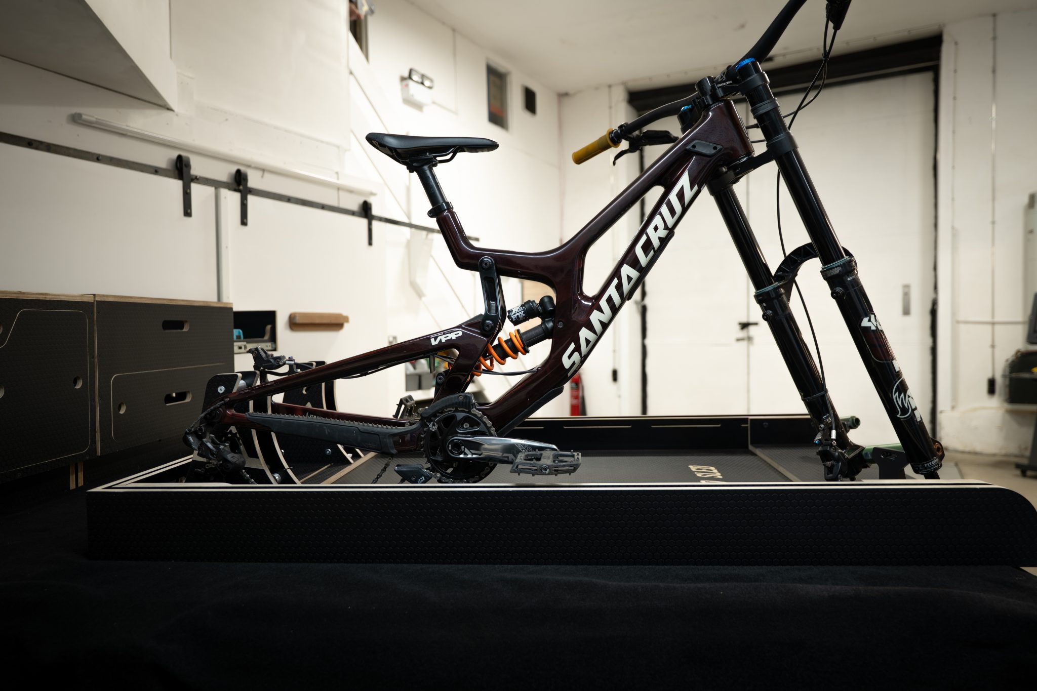 Shred Sled Pro - (Medium) Slide Out Bike Tray - VANTRAX